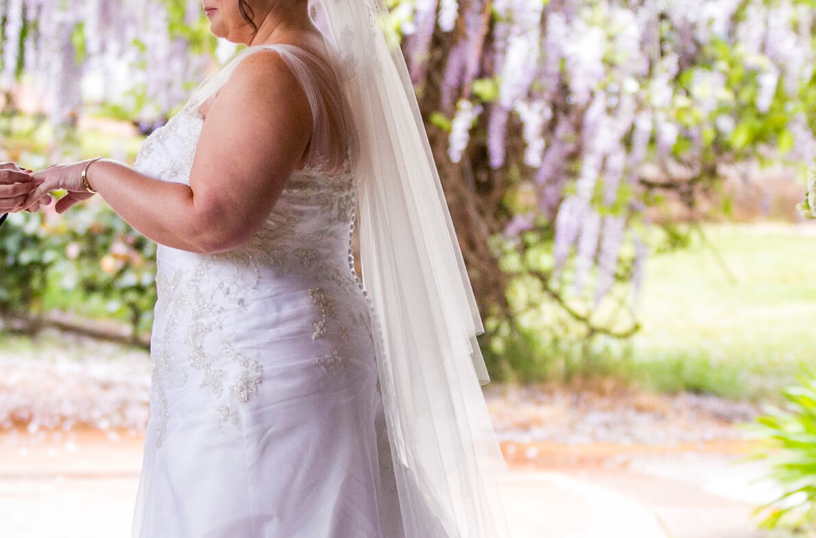 Body Reshaping Retouching Digital Photo Editing Services